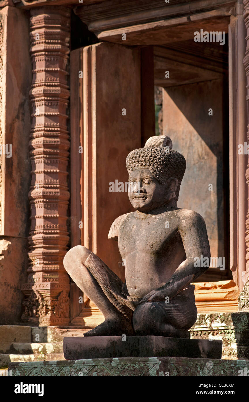 Statue of Yaksha as a temple guardian, Mandapa of central sanctuary ...