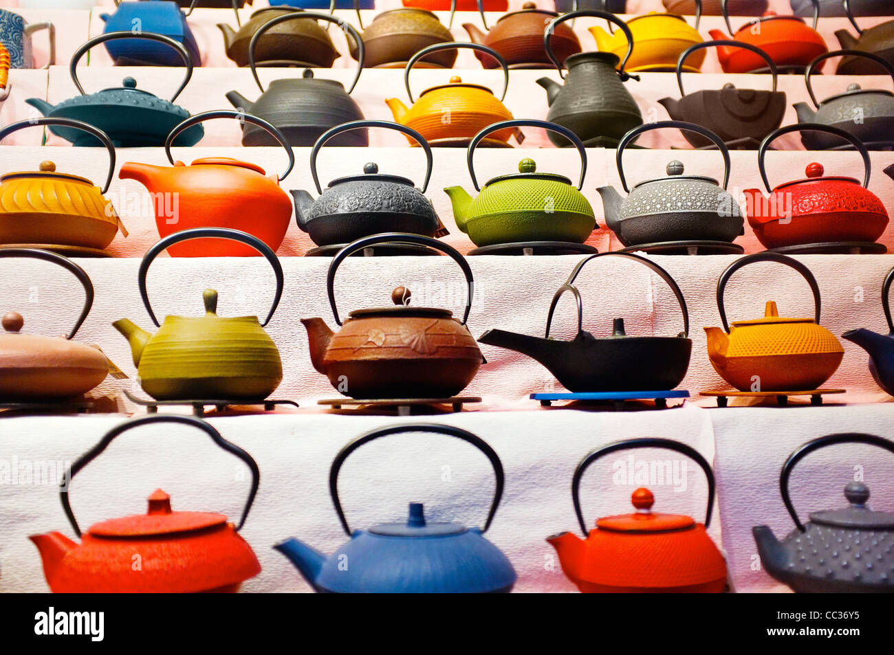Teapots japan hi-res stock photography and images - Alamy