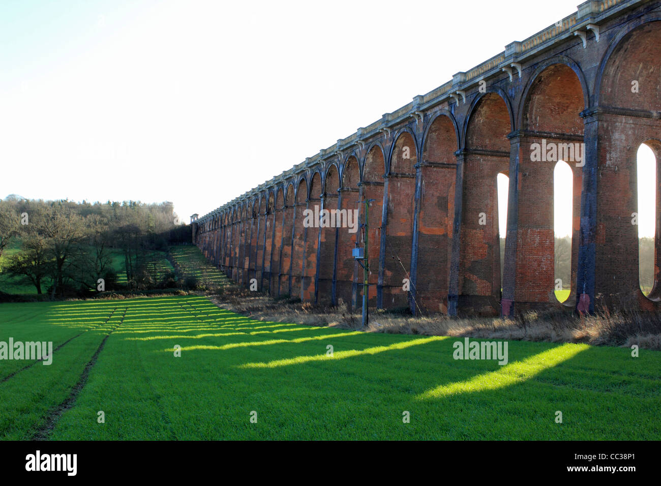 Viaduct train sussex hi-res stock photography and images - Alamy