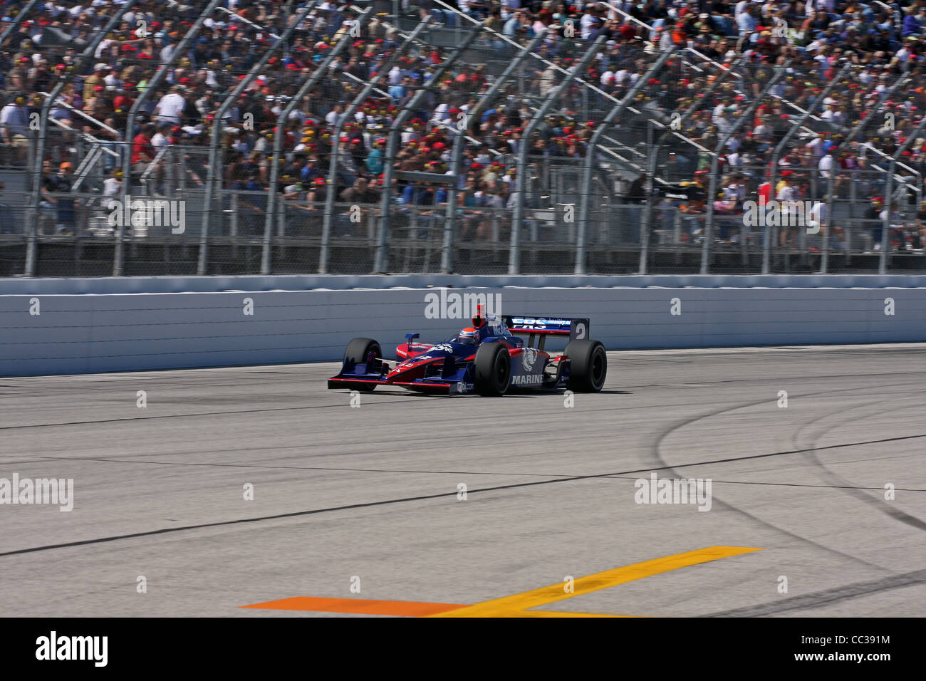 Milwaukee, WI - MAY 29, 2009: INDYCAR The Mile Stock Photo - Alamy