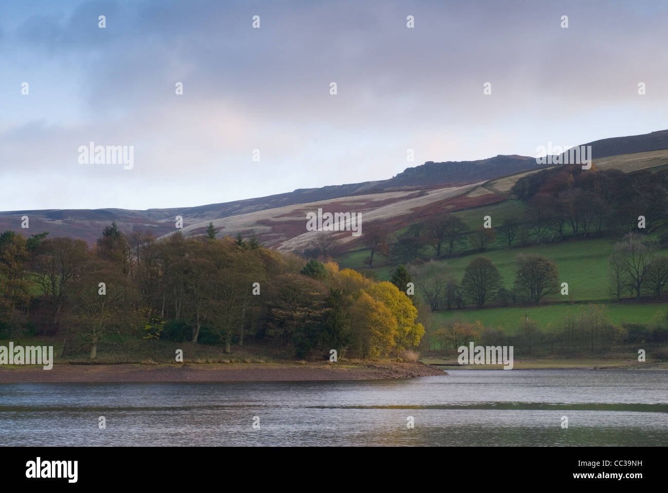 Ladybower Reservoir - Peak District National Park Stock Photo - Alamy