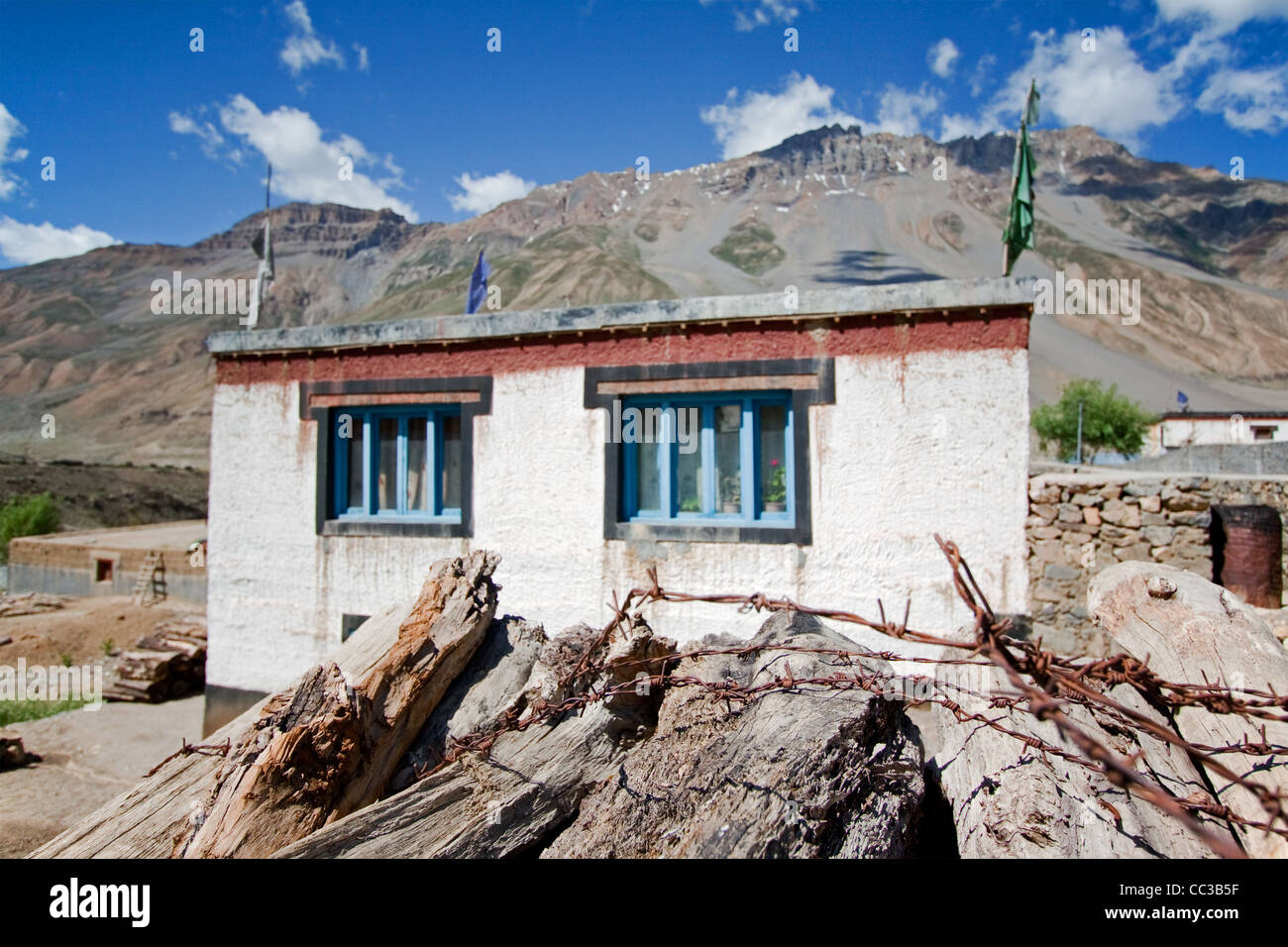 Traditional tibetan windows hi-res stock photography and images - Alamy