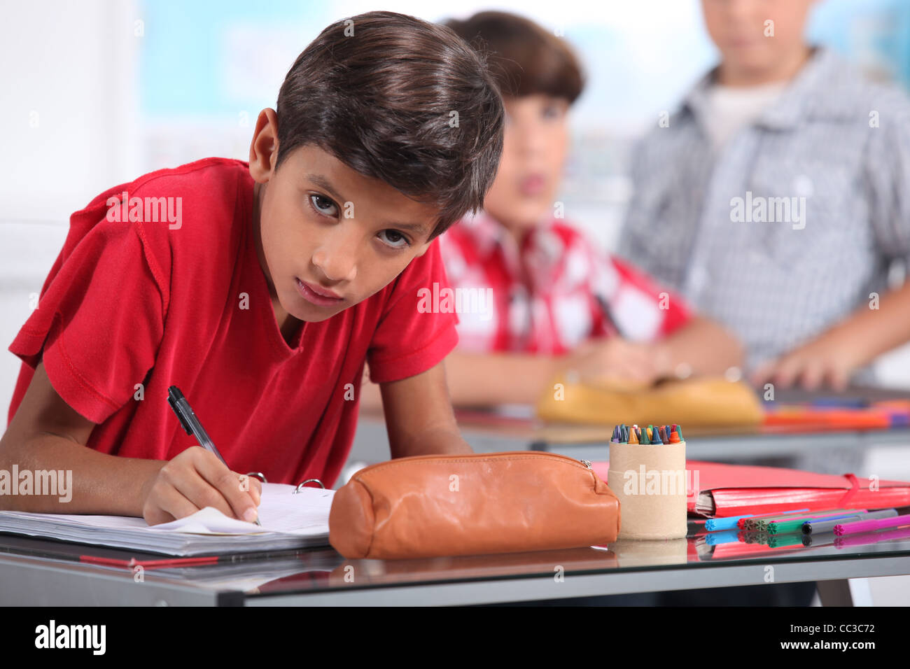 Kids in classroom Stock Photo - Alamy