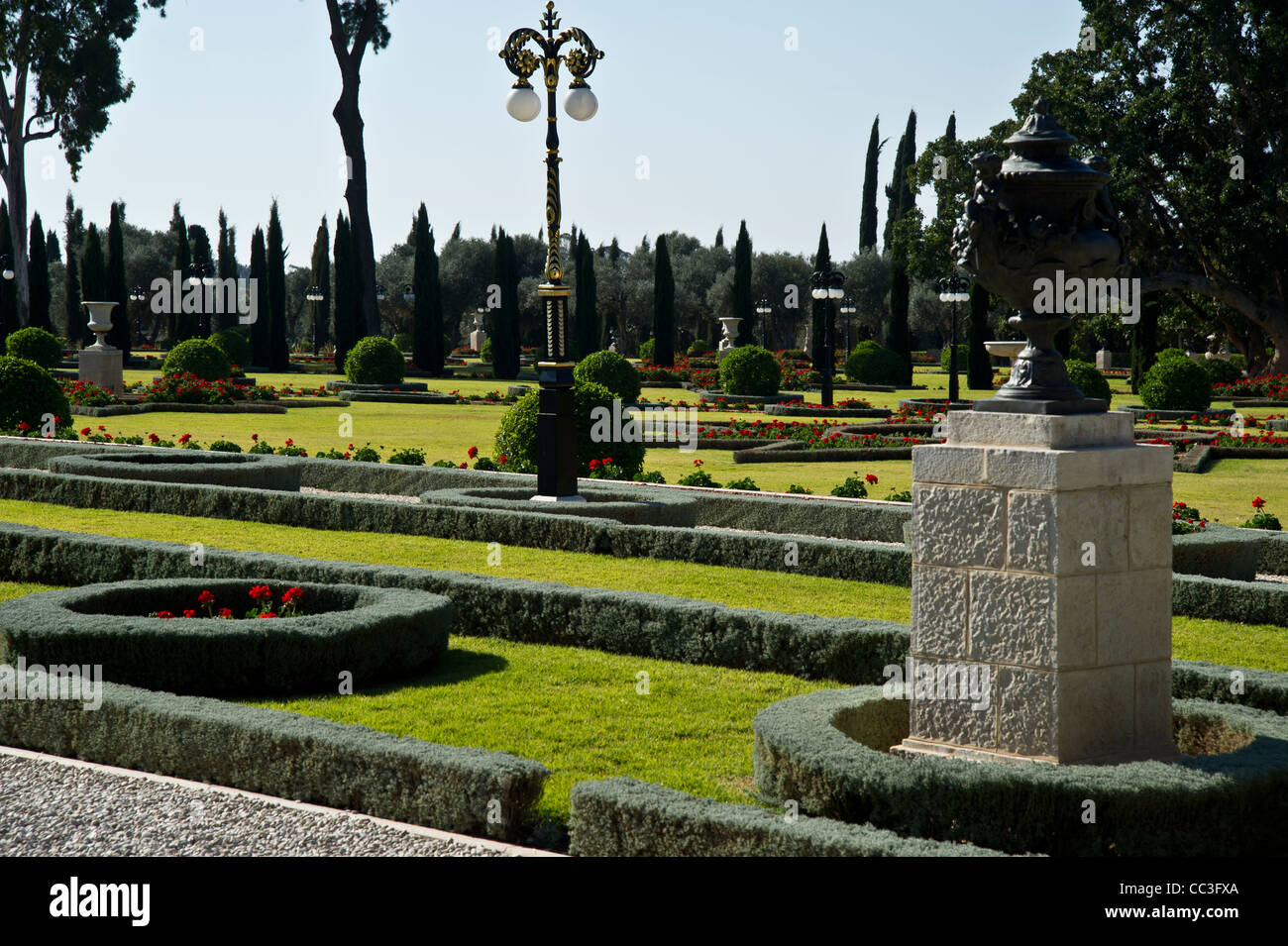 The Bahai Gardens and Shrine in Akko Israel Stock Photo - Alamy