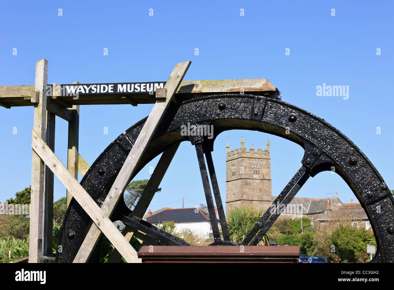 Water mill wheel uk hi-res stock photography and images - Alamy