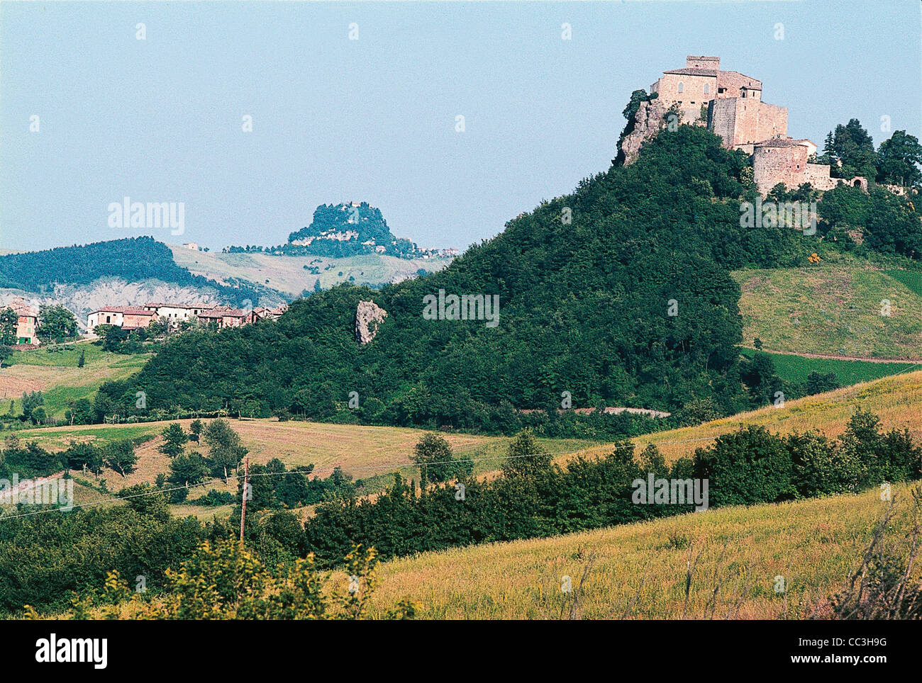 Castle of canossa hi-res stock photography and images - Alamy