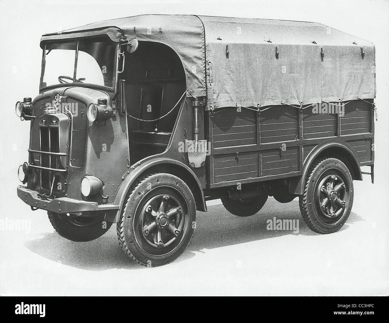 Military Vehicles 20th Century Italy Spa Cl39 Autocarretta 1940 Stock ...