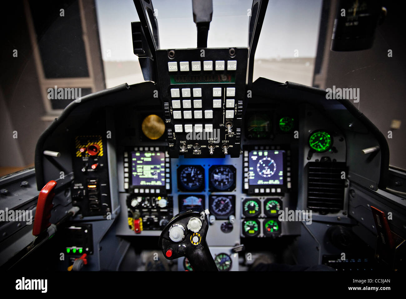 Flight simulator for Czech-built multi-role subsonic combat aircraft L ...