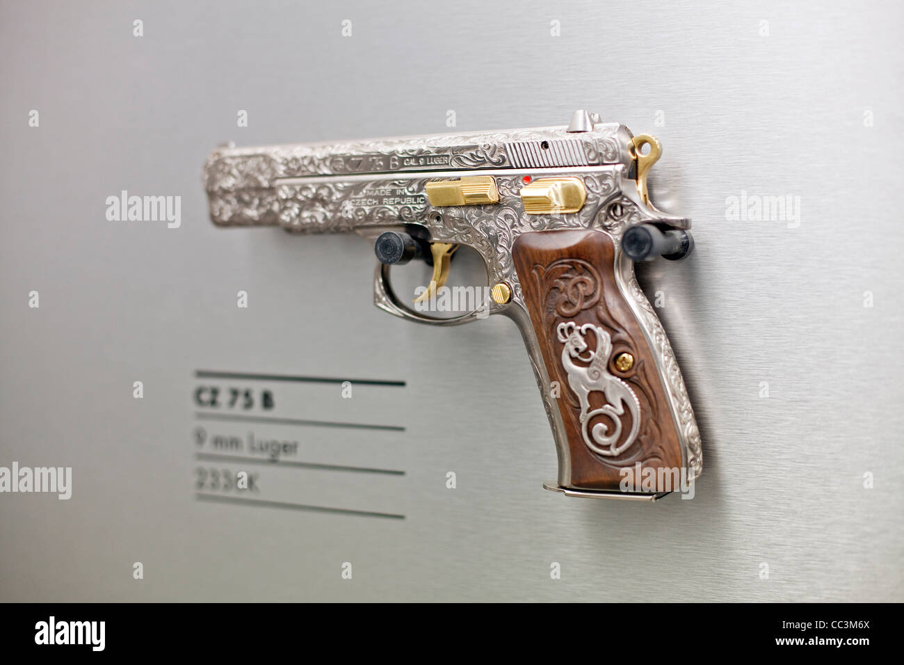 Pistol, CZ 75 B, engravings, Exhibiton of CZUB weapons at their hole of ...