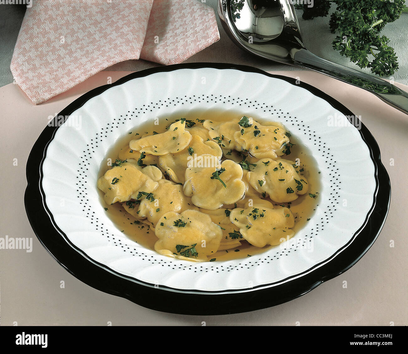 Kitchen: Ligure Ravioli In Broth Stock Photo - Alamy