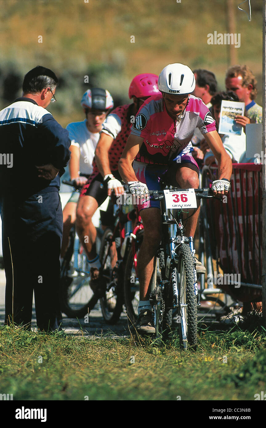 Italy - Valle D'Aosta Region - Valsavarenche - Mountain Bike Race Stock ...