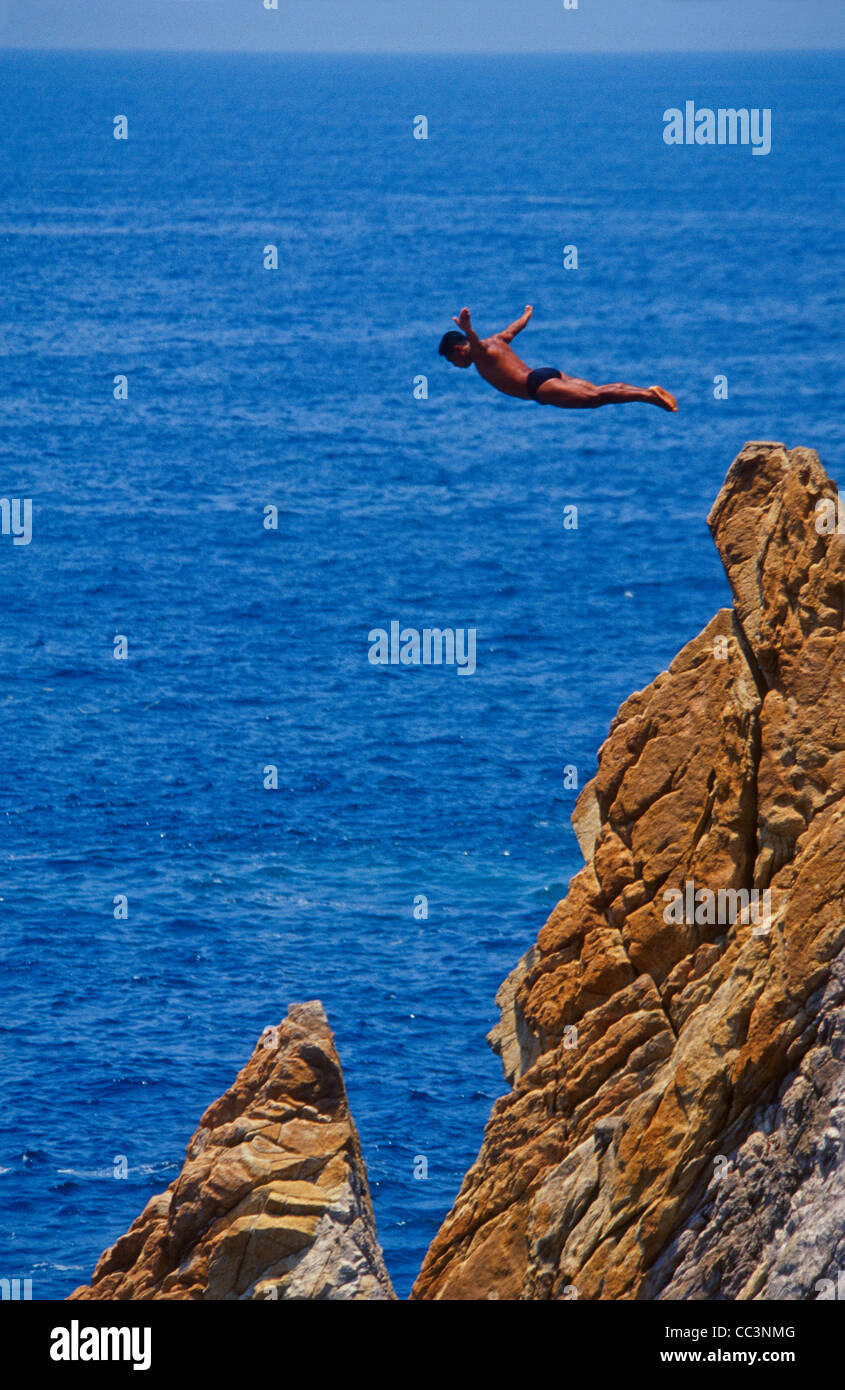 Cliff Diver of Acapulco Stock Photo - Alamy