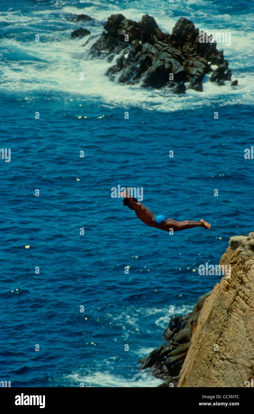 Cliff Diver of Acapulco Stock Photo - Alamy