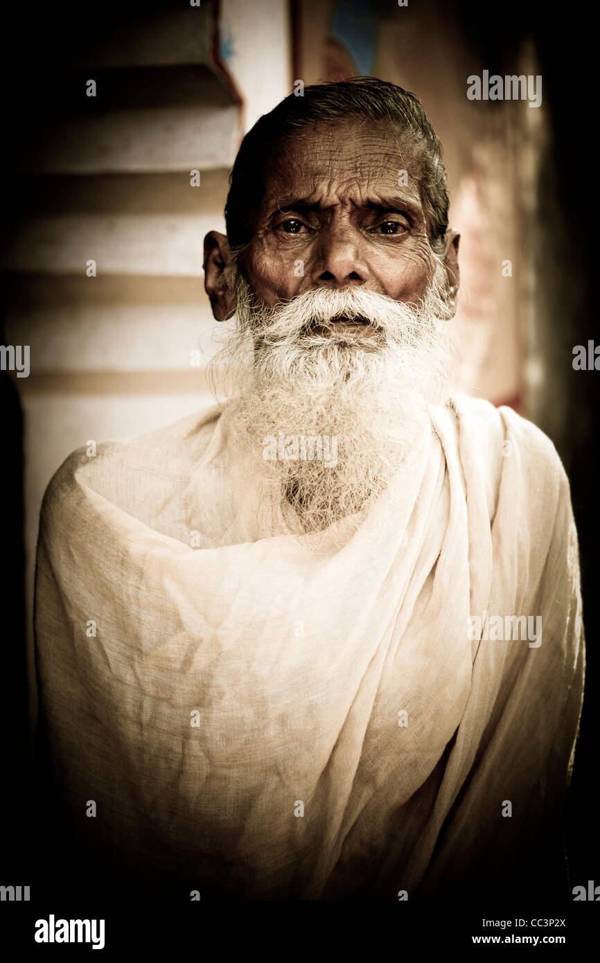 Portrait of a Jain priest at Khandagiri and Udayagiri Caves near ...