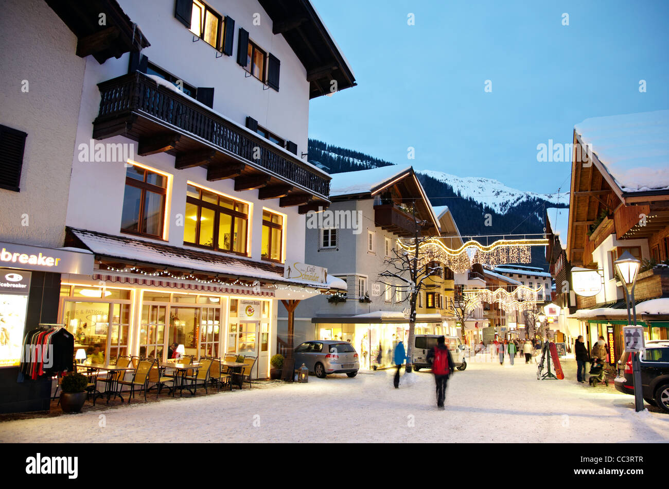 Ski st anton hi-res stock photography and images - Alamy