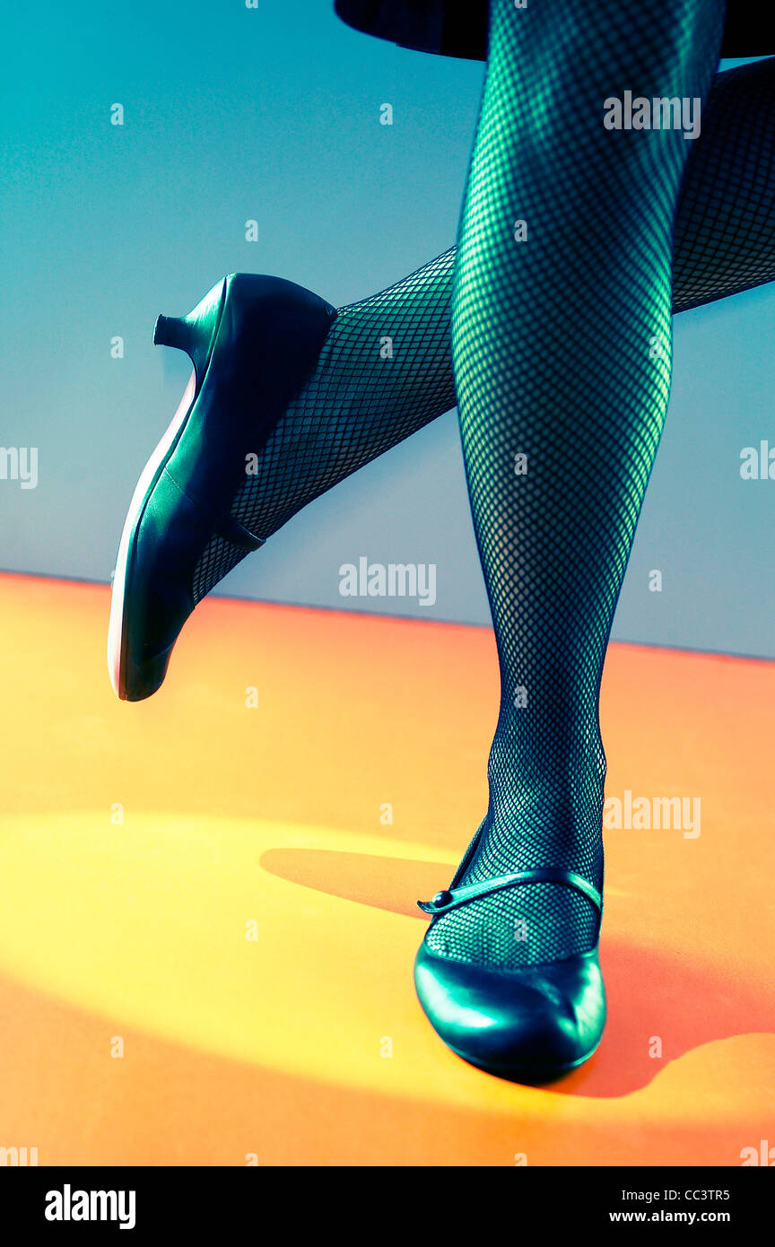 Tap shoes legs hi-res stock photography and images - Alamy