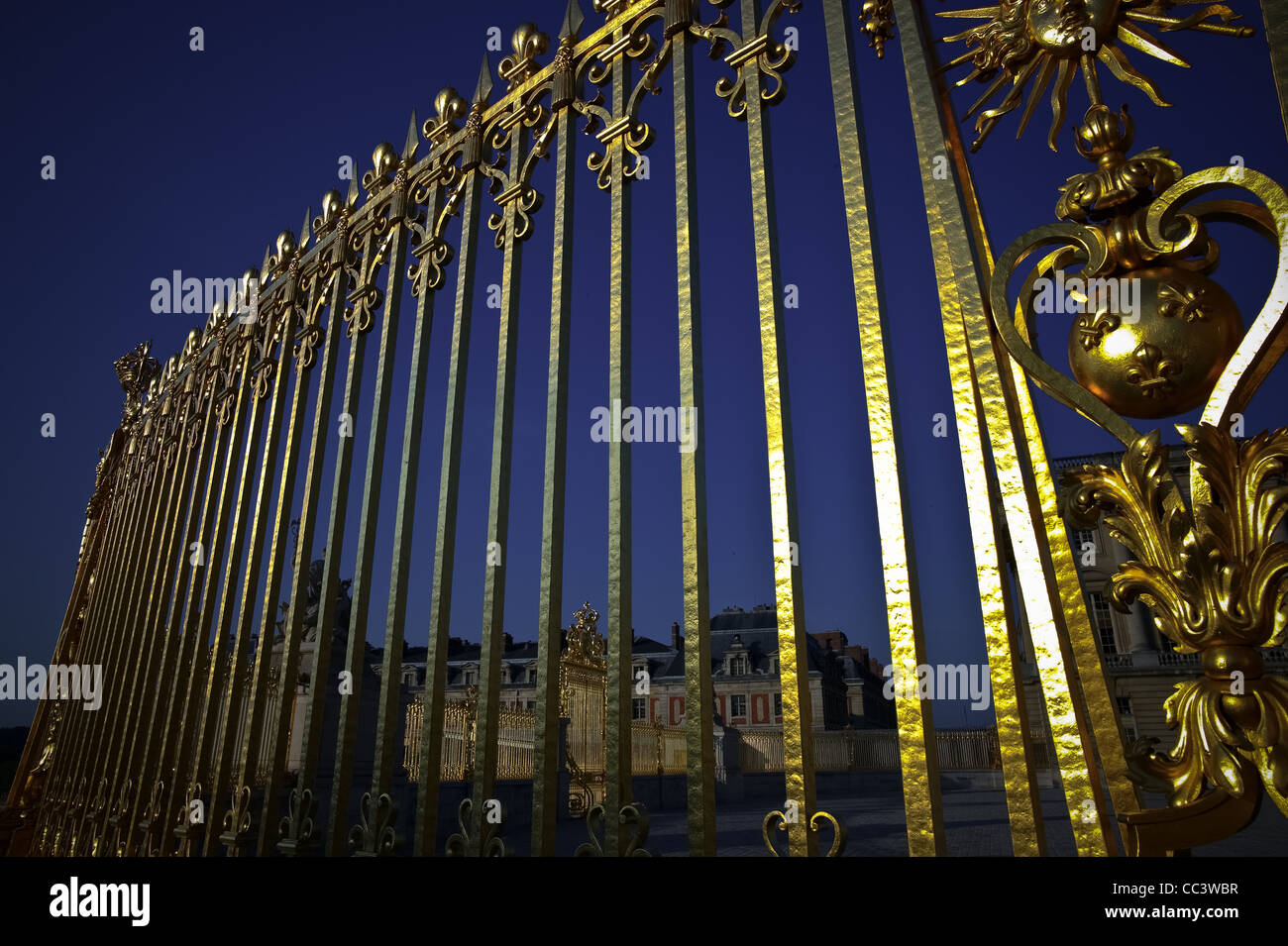 Grids or the Palace of Versailles., Gate of the Palace of Versailles in ...