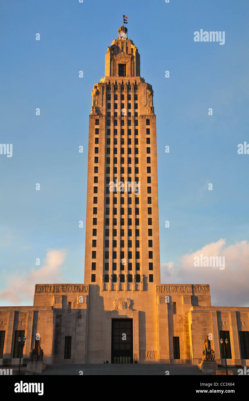 USA, Louisiana, Baton Rouge, Louisiana State Capitol, b.1931, sunset ...