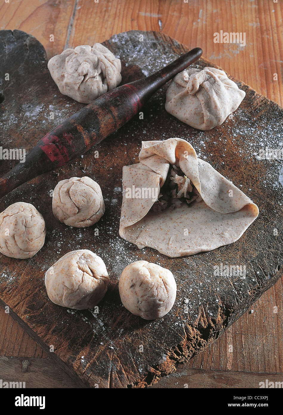 Kitchen: Paratha 3 (Stuffed Bread Stock Photo - Alamy