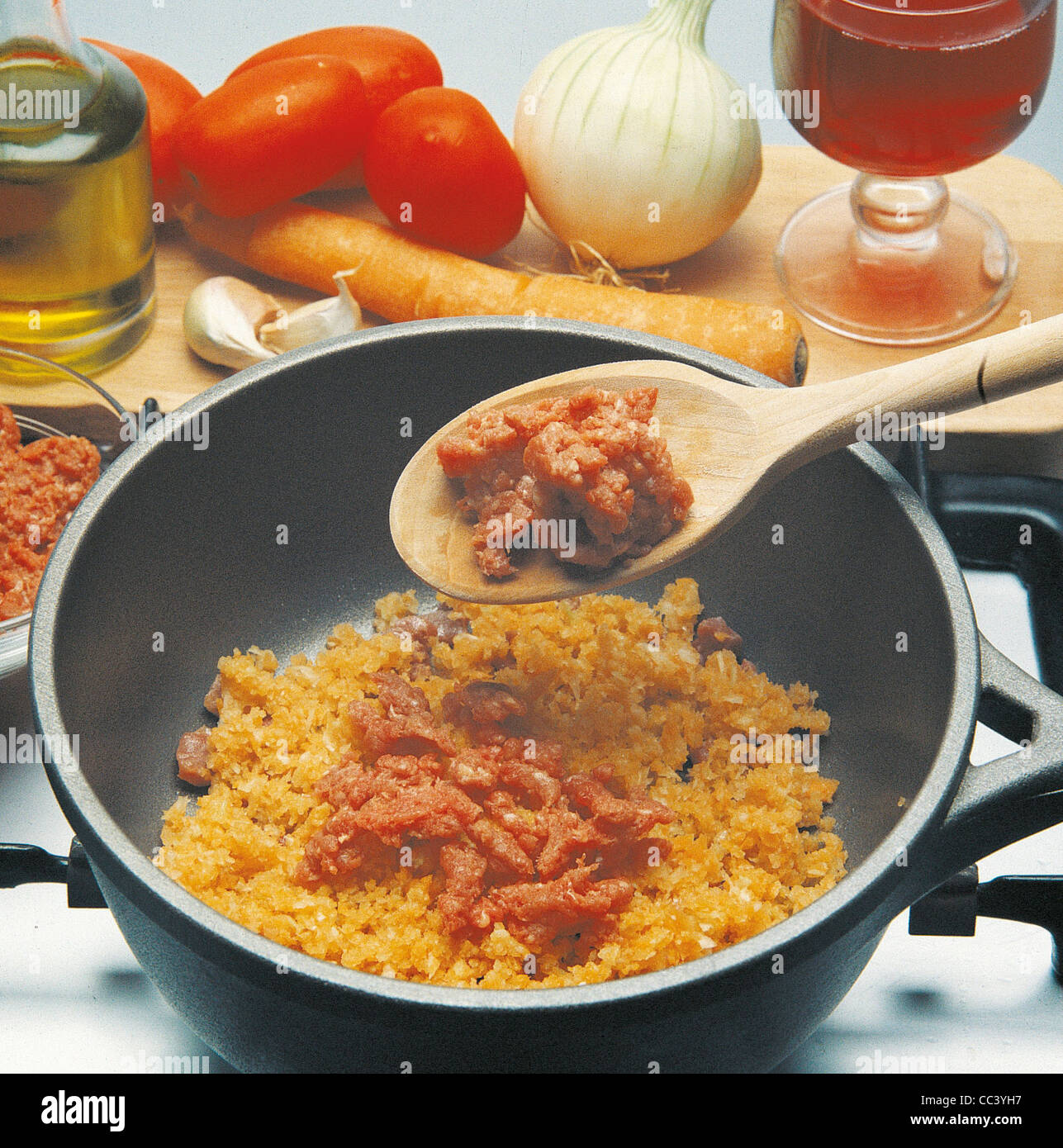 Cuisine: Ragu 'Tomato (2 Stock Photo - Alamy