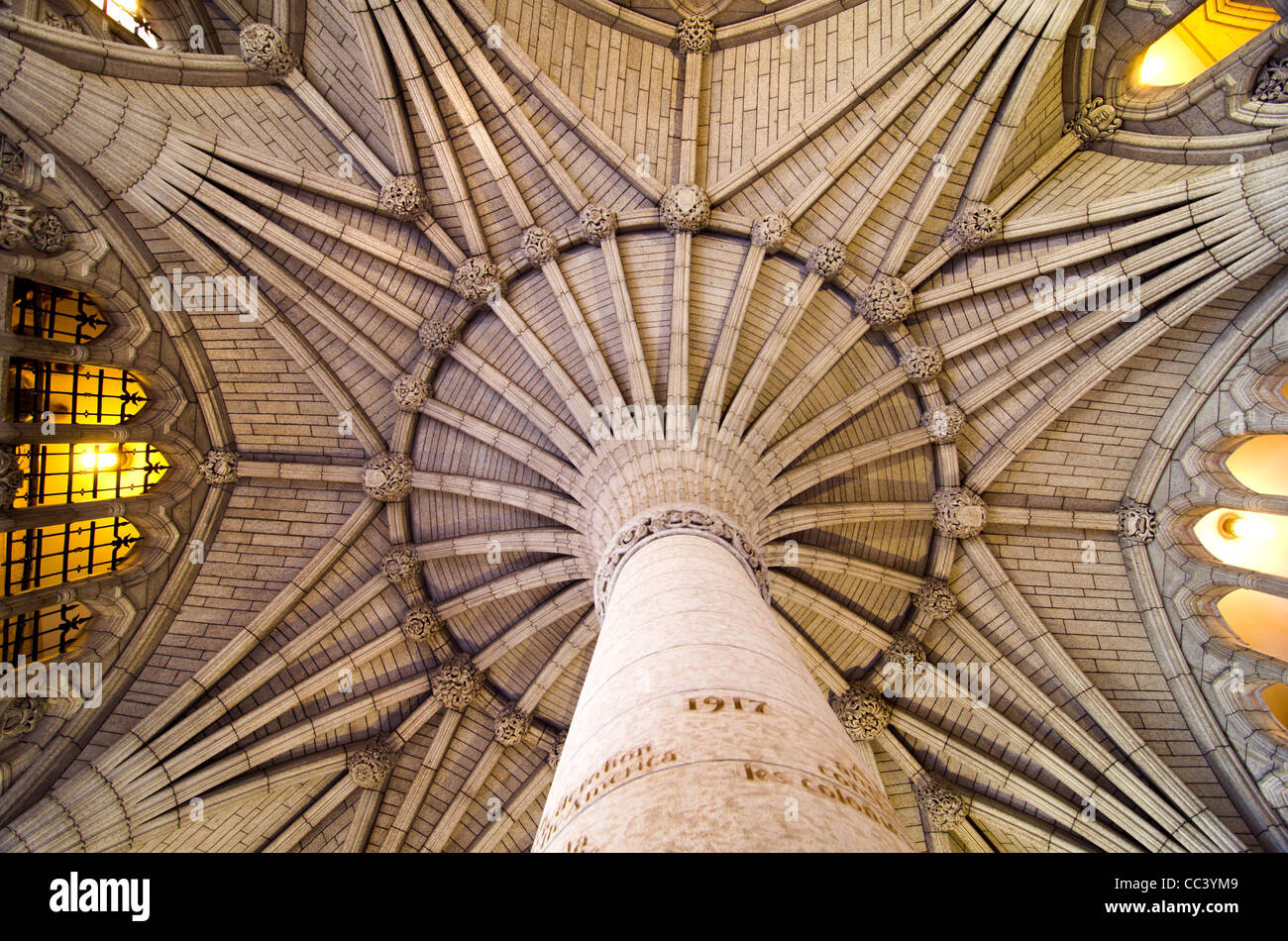 The gothic architecture ceiling inside the Canadian Parliament's ...