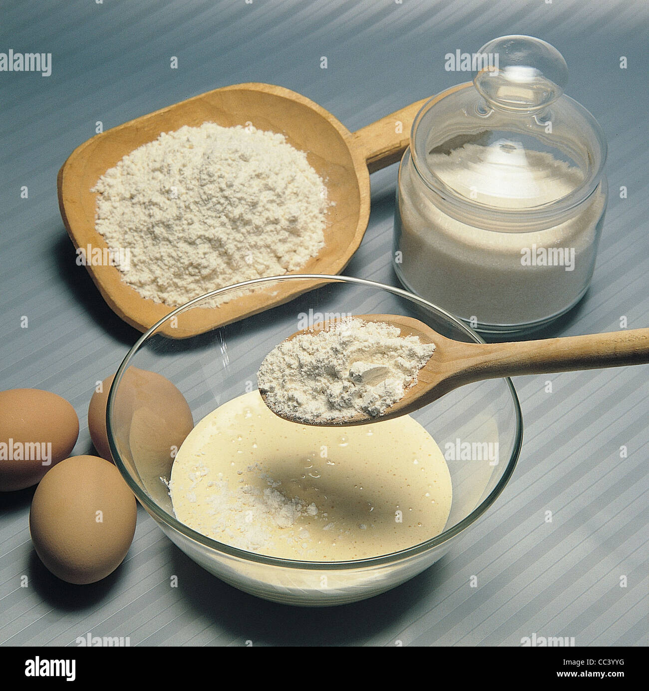 Cuisine: Savoy Fingers Step 1 Stock Photo - Alamy