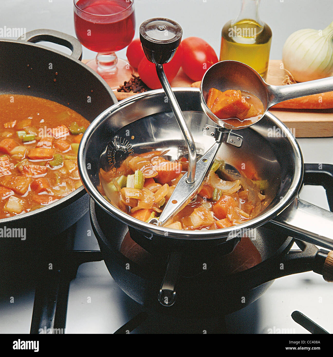 Kitchen: Stew Beef 3 Stock Photo - Alamy