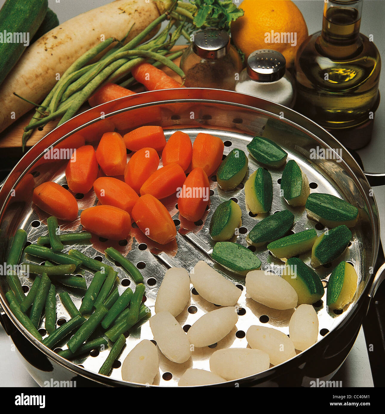 Rombo steamed vegetables with 2 hi-res stock photography and images - Alamy