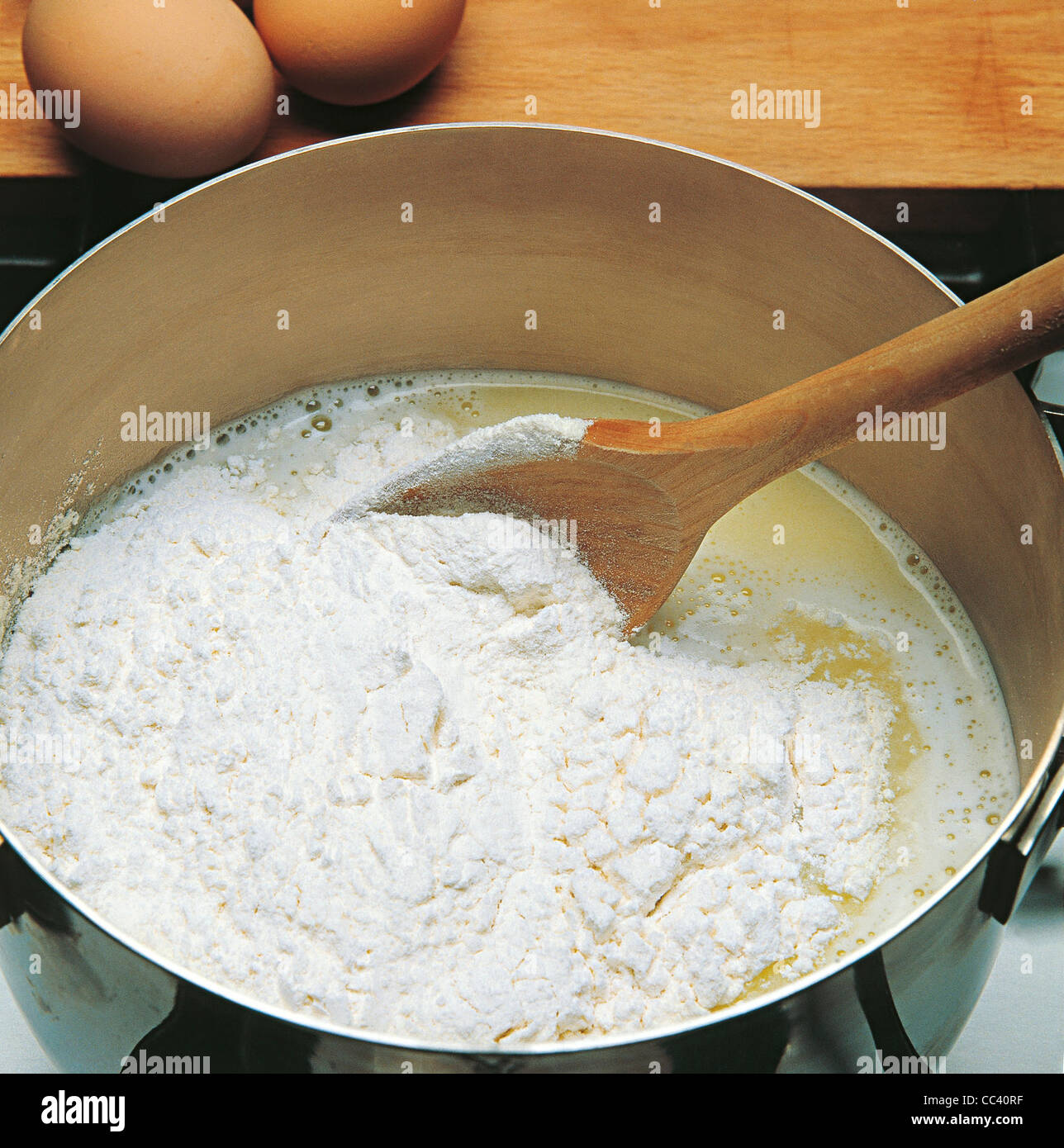 Pasta choux 2 hi-res stock photography and images - Alamy