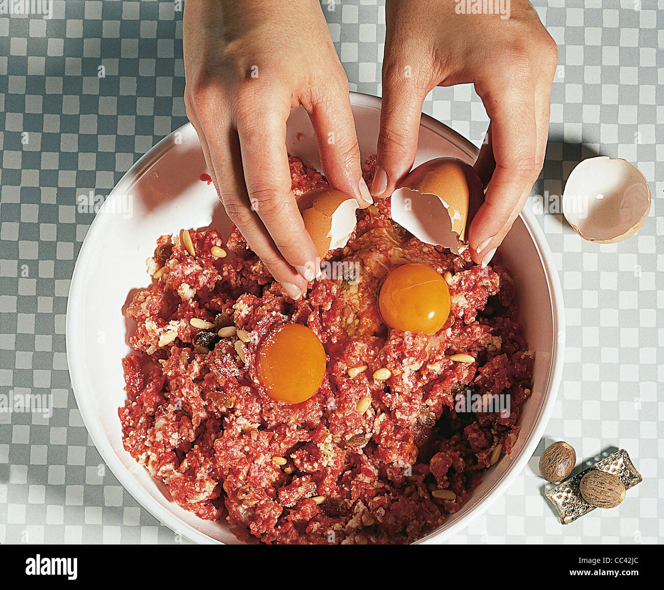 Kitchen: 2 Die In The Flesh Stock Photo - Alamy