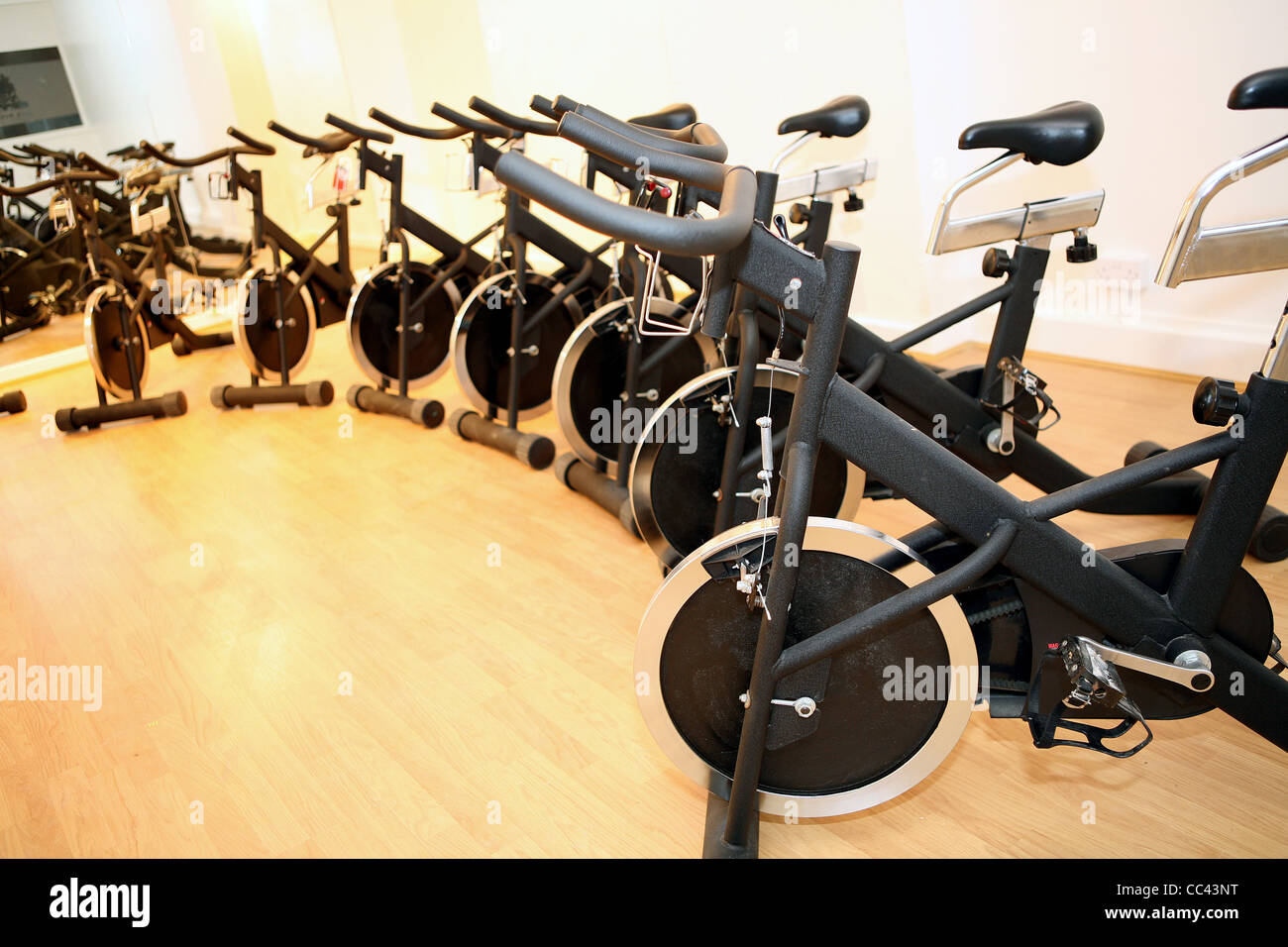 Exercise bikes hi-res stock photography and images - Alamy