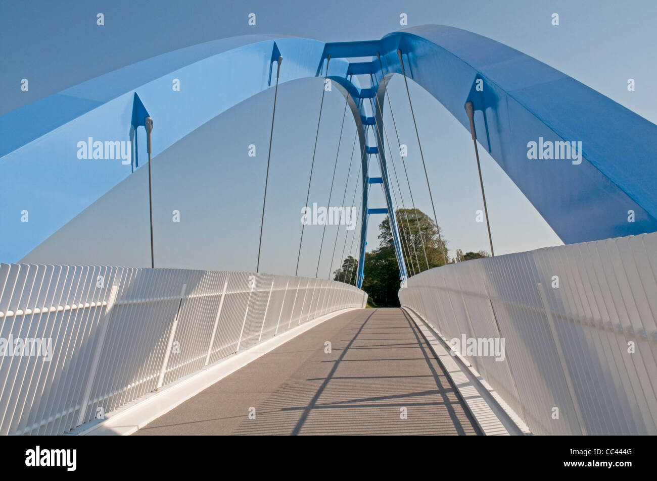 Redhayes pedestrian and cycle bridge across the M5 motorway at Exeter ...