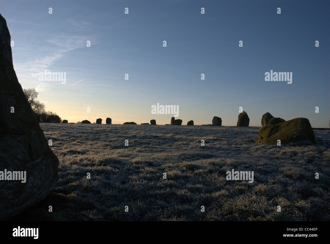 stone circle frosty dawn Stock Photo - Alamy