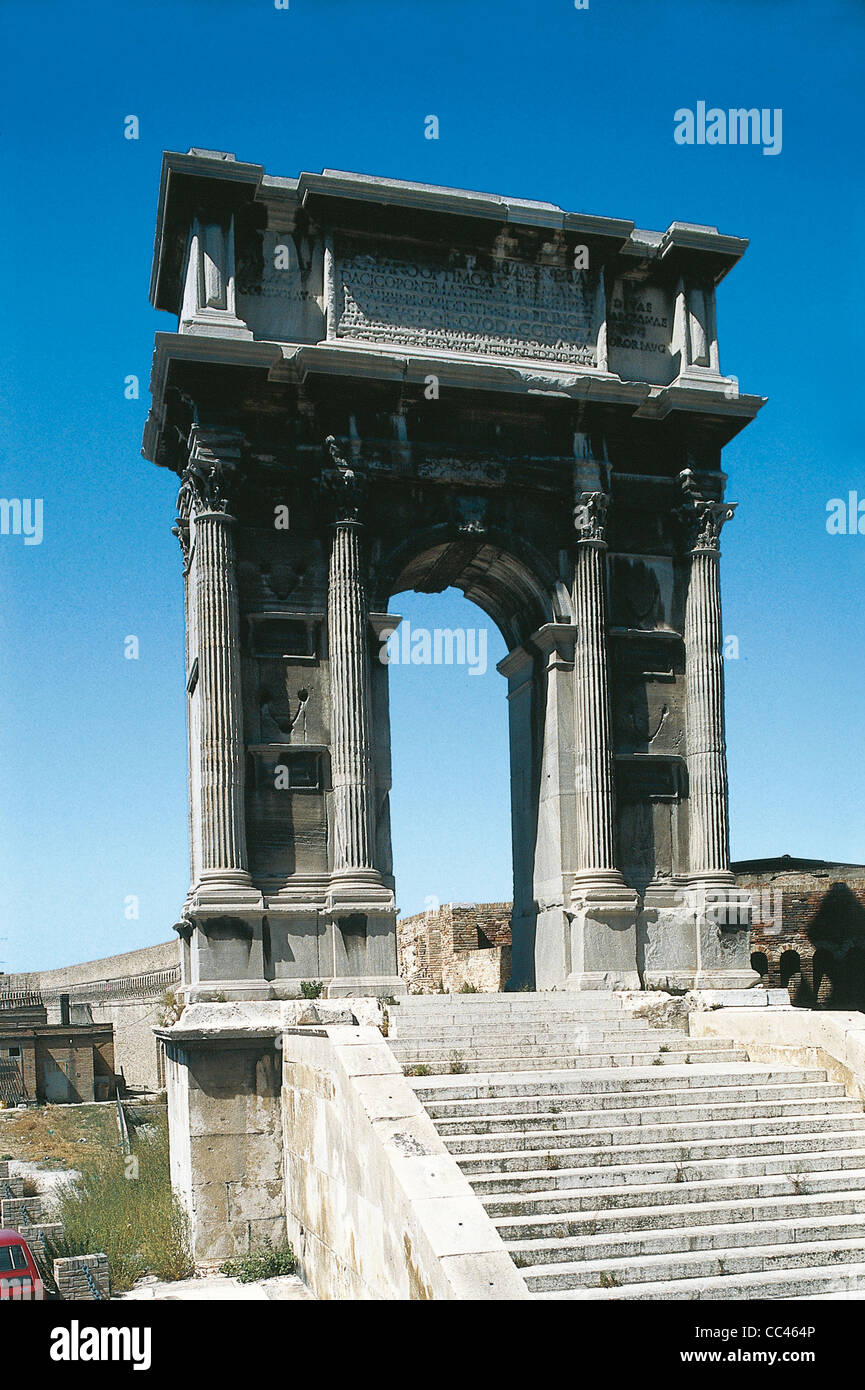 Trajan Arch High Resolution Stock Photography and Images - Alamy
