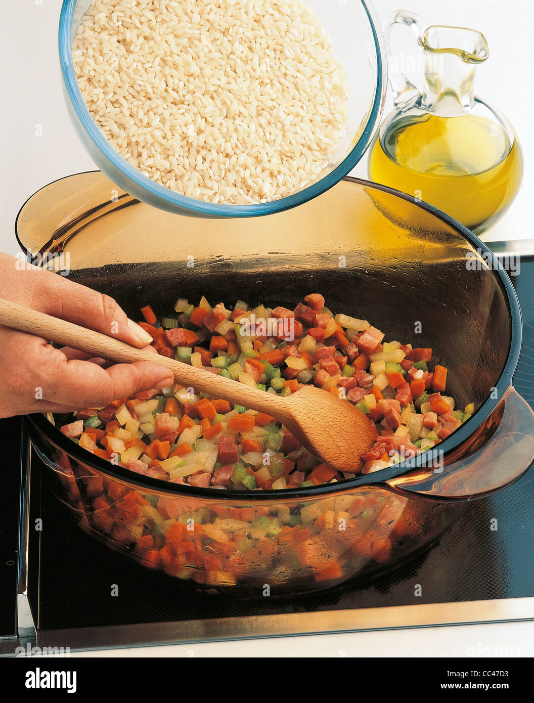 Paesana hi-res stock photography and images - Alamy