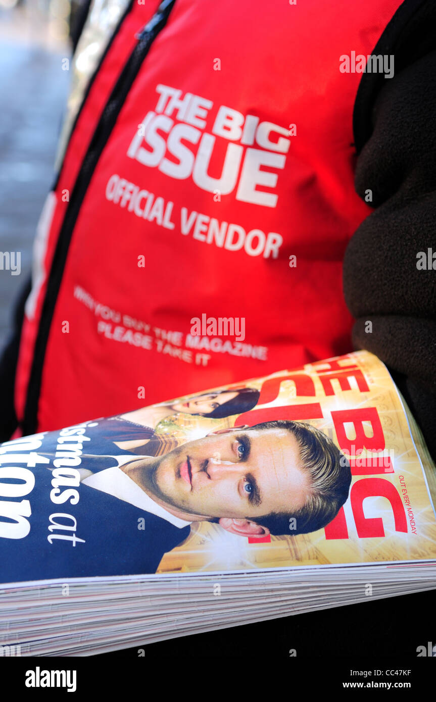 Big issue magazine hi-res stock photography and images - Alamy