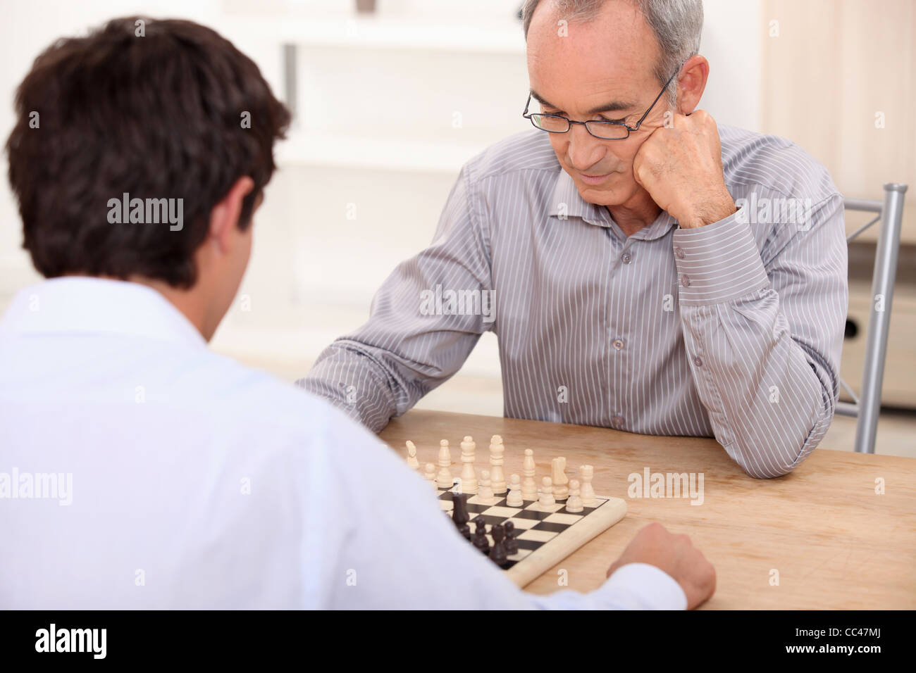 People playing chess Stock Photo - Alamy
