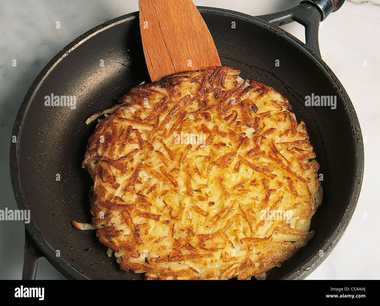 Kitchen: Prepare Potatoes (7 Stock Photo - Alamy
