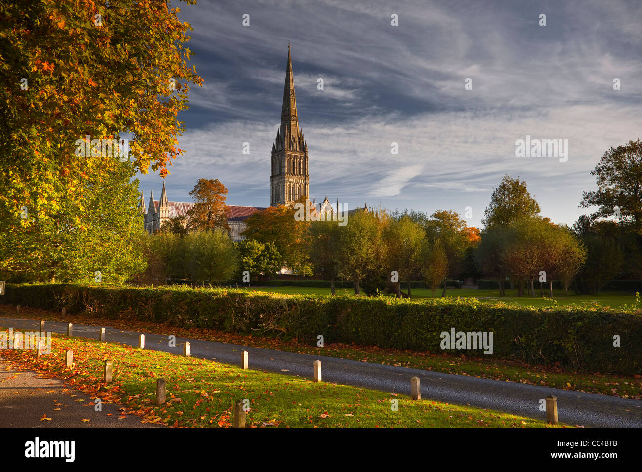 Salisbury cathedral from within the The Close on a colourful autumn ...