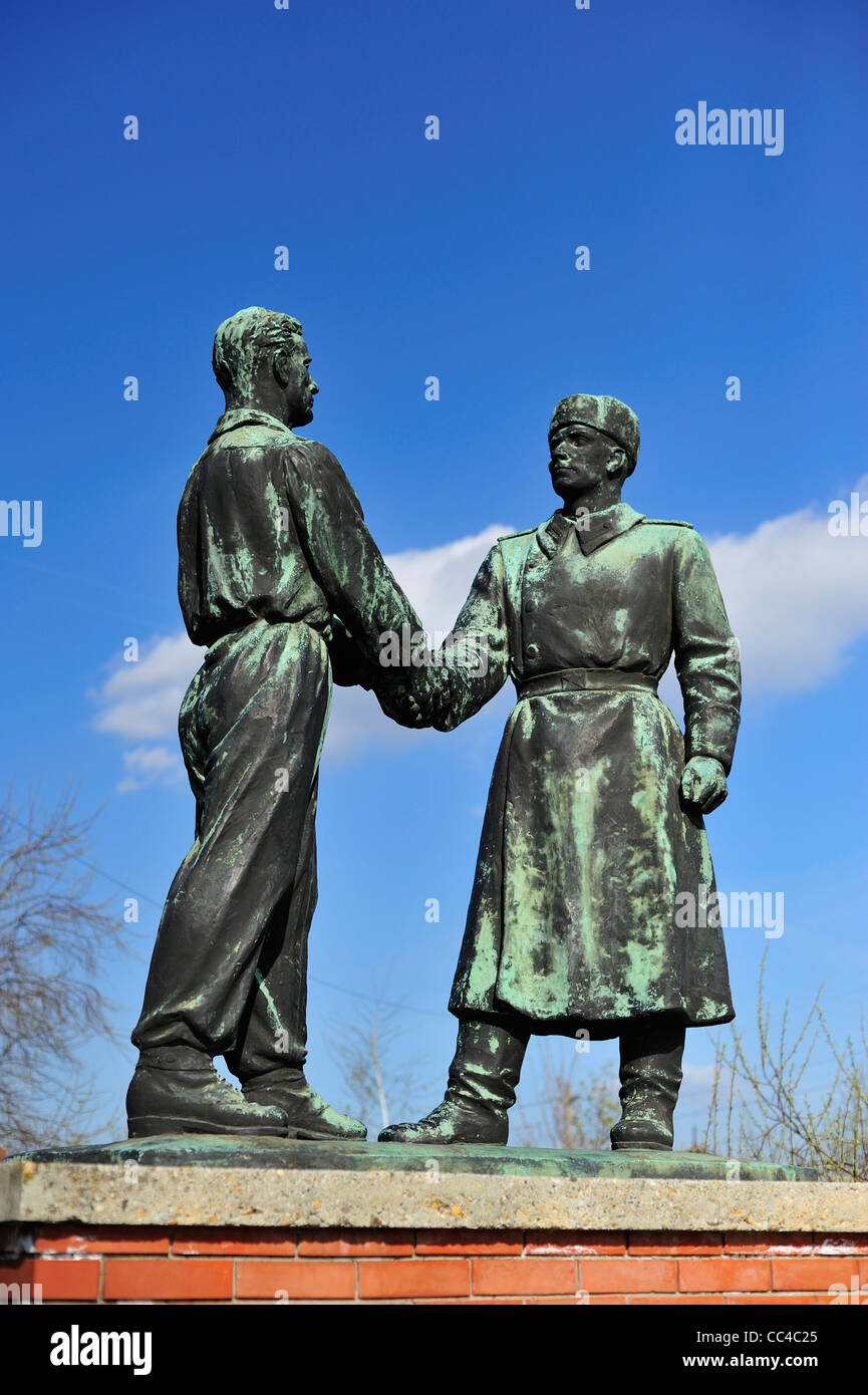 Hungarian-Soviet Friendship Memorial, Memento Park, Budapest, Hungary ...