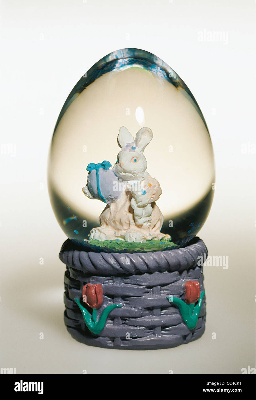 Collecting: Snowball Rabbit Snowglobe Stock Photo - Alamy