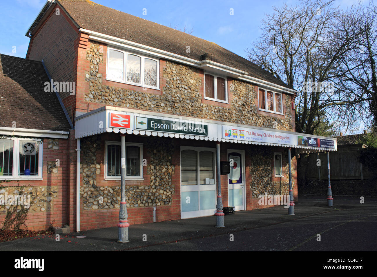 The Station Surrey Stock Photos & The Station Surrey Stock Images - Alamy