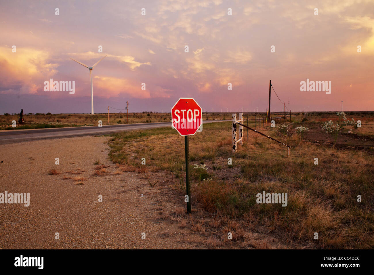 Texas farm road sign hi-res stock photography and images - Alamy