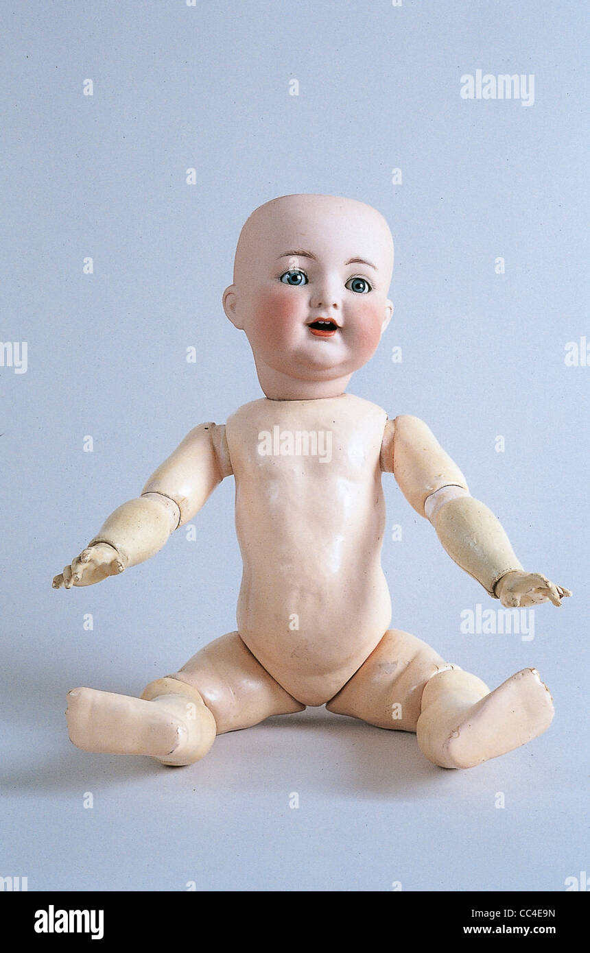 How to recognize the collector dolls dolls hi-res stock photography and ...