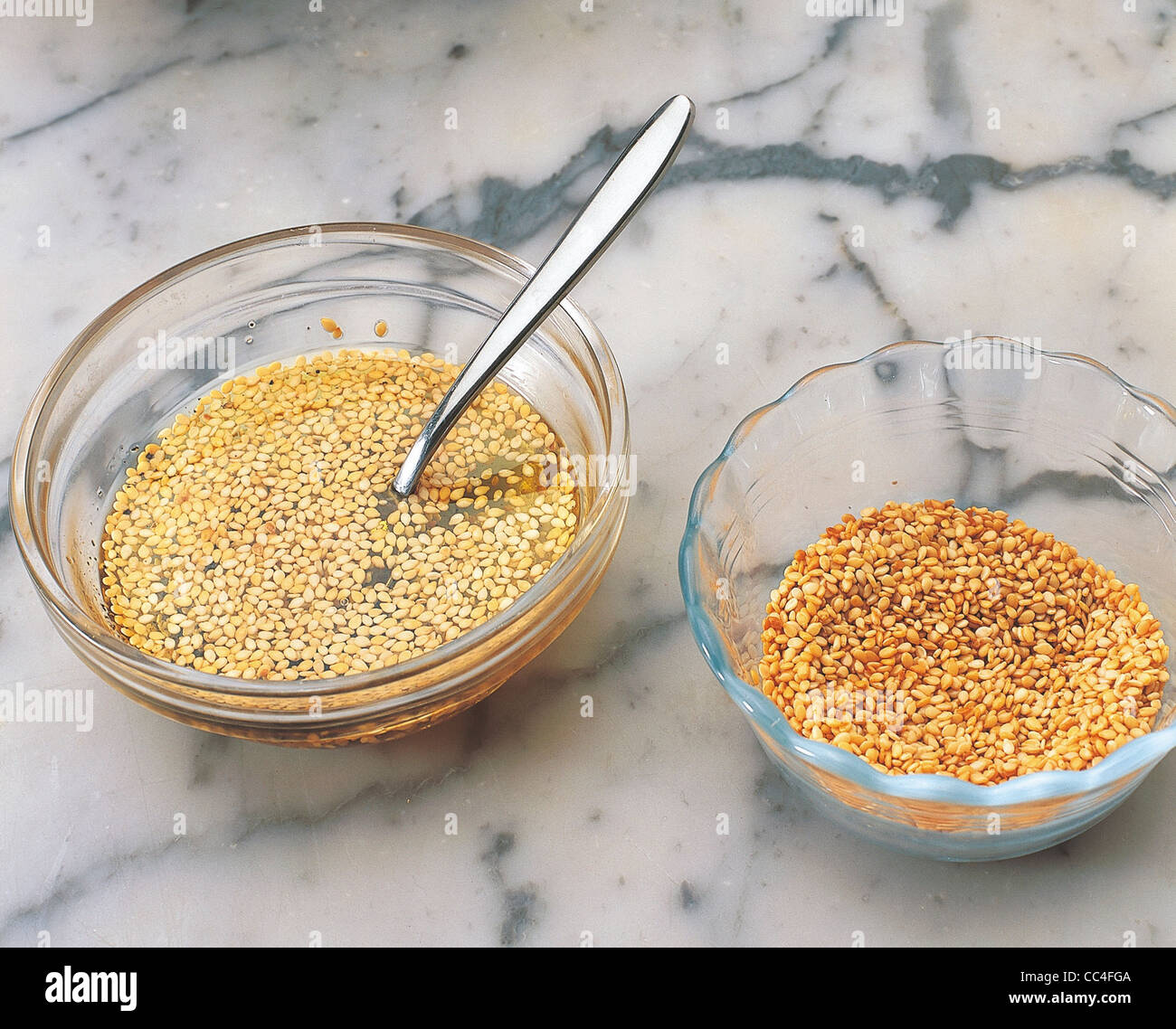 Cuisine: Chickpea And Tuna Salad With Bread Carasau (3 Stock Photo - Alamy