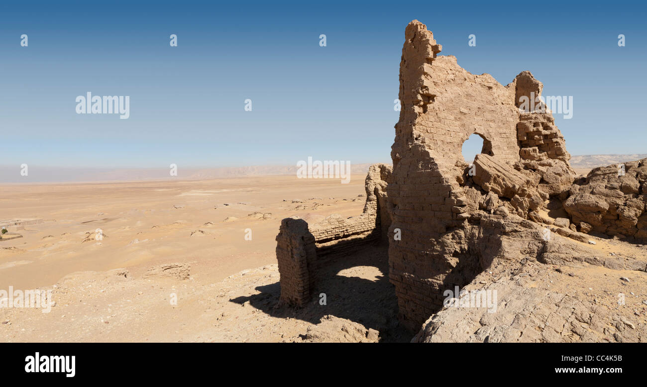 Mud brick walls at the Roman fortress and Temple of Dush, South of ...
