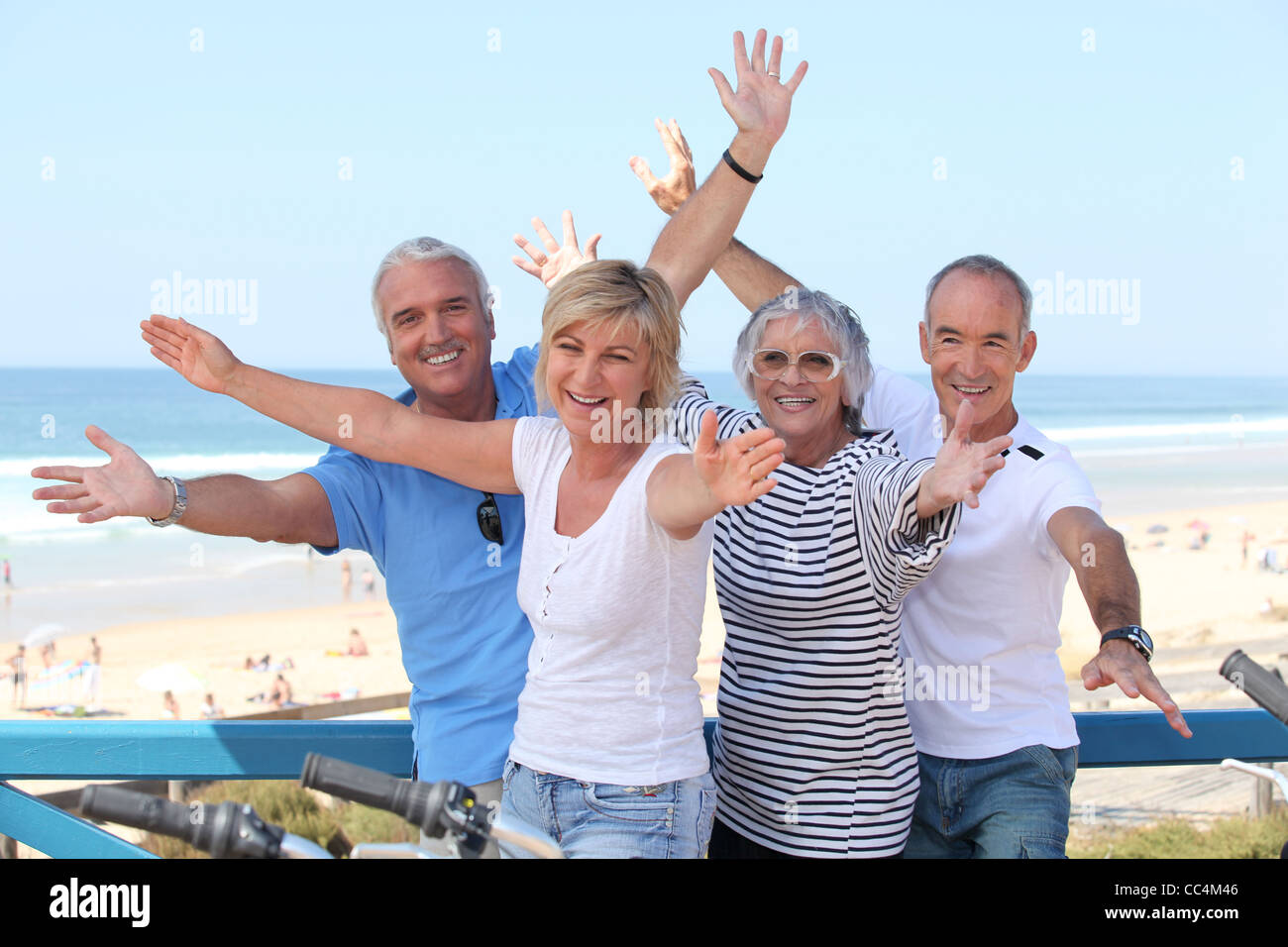 Senior citizens on holiday Stock Photo - Alamy