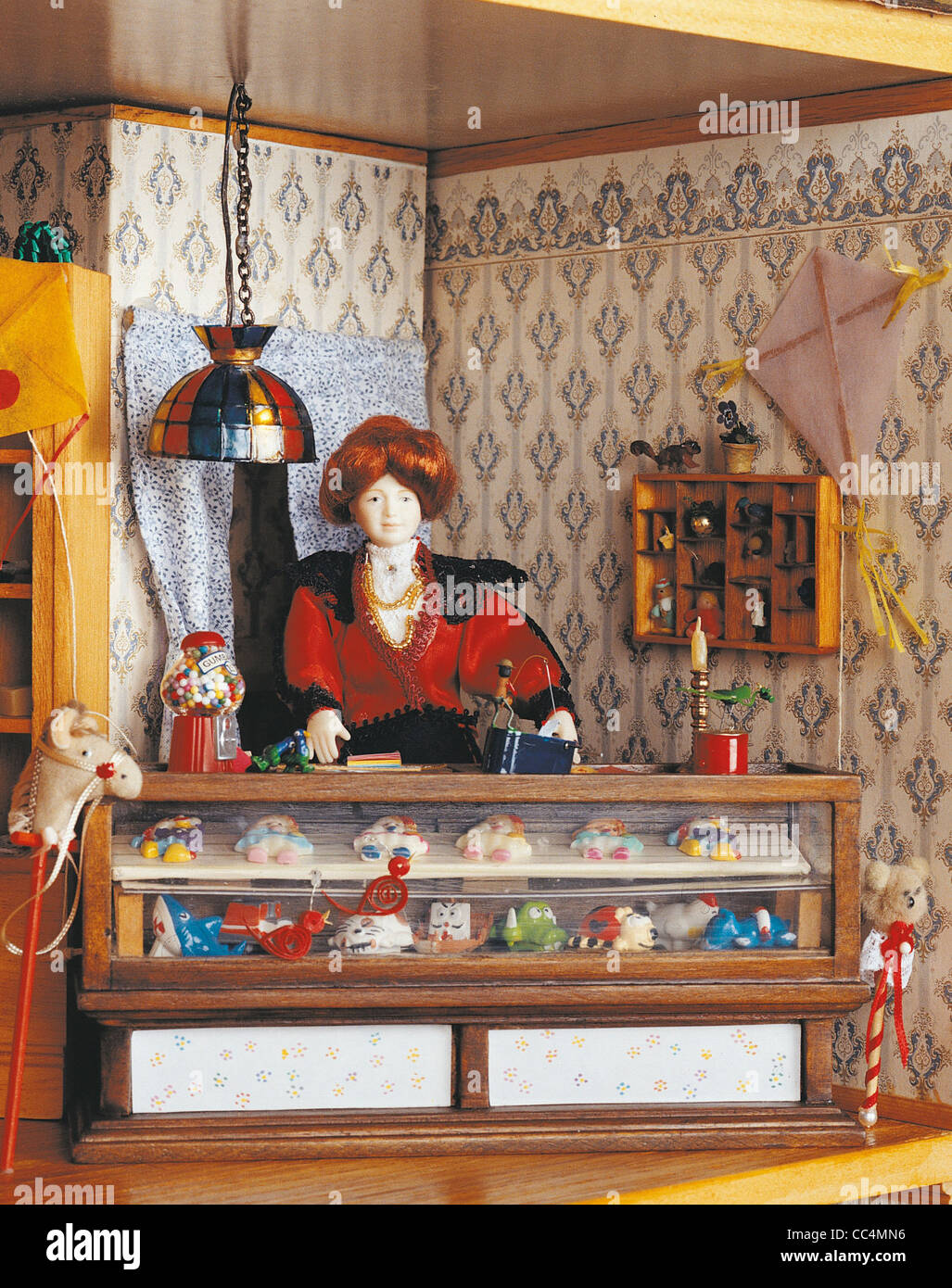 Collecting: Shops In Miniature Pastry L'Atelier Du Jouet Particular ...