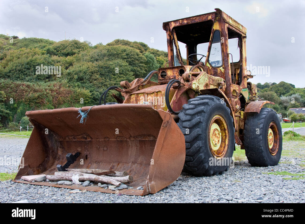 Rusty old digger hi-res stock photography and images - Alamy