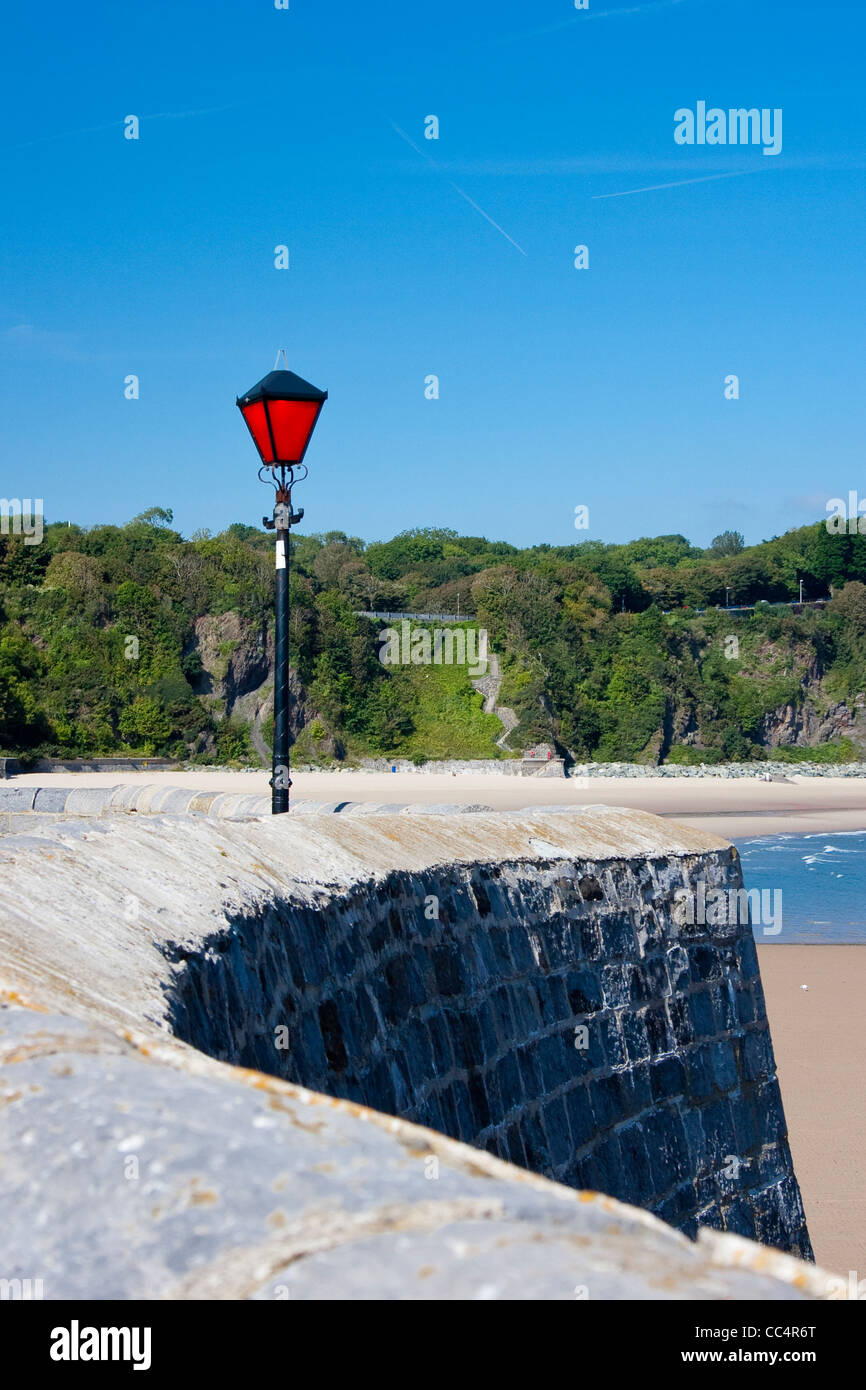 Red sea beach pier hi-res stock photography and images - Alamy